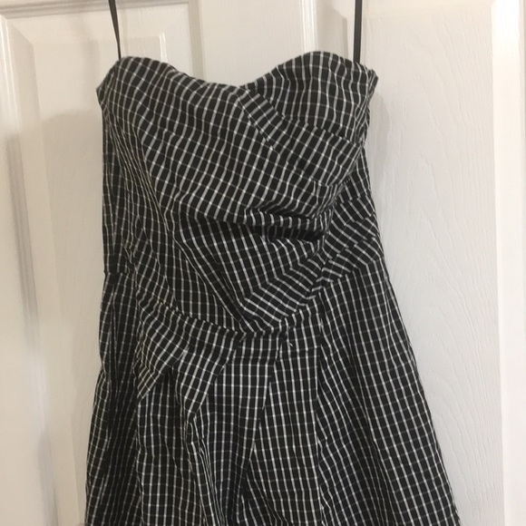 Outback Red | Dresses | Beautiful Black And White Strapless Dress ...